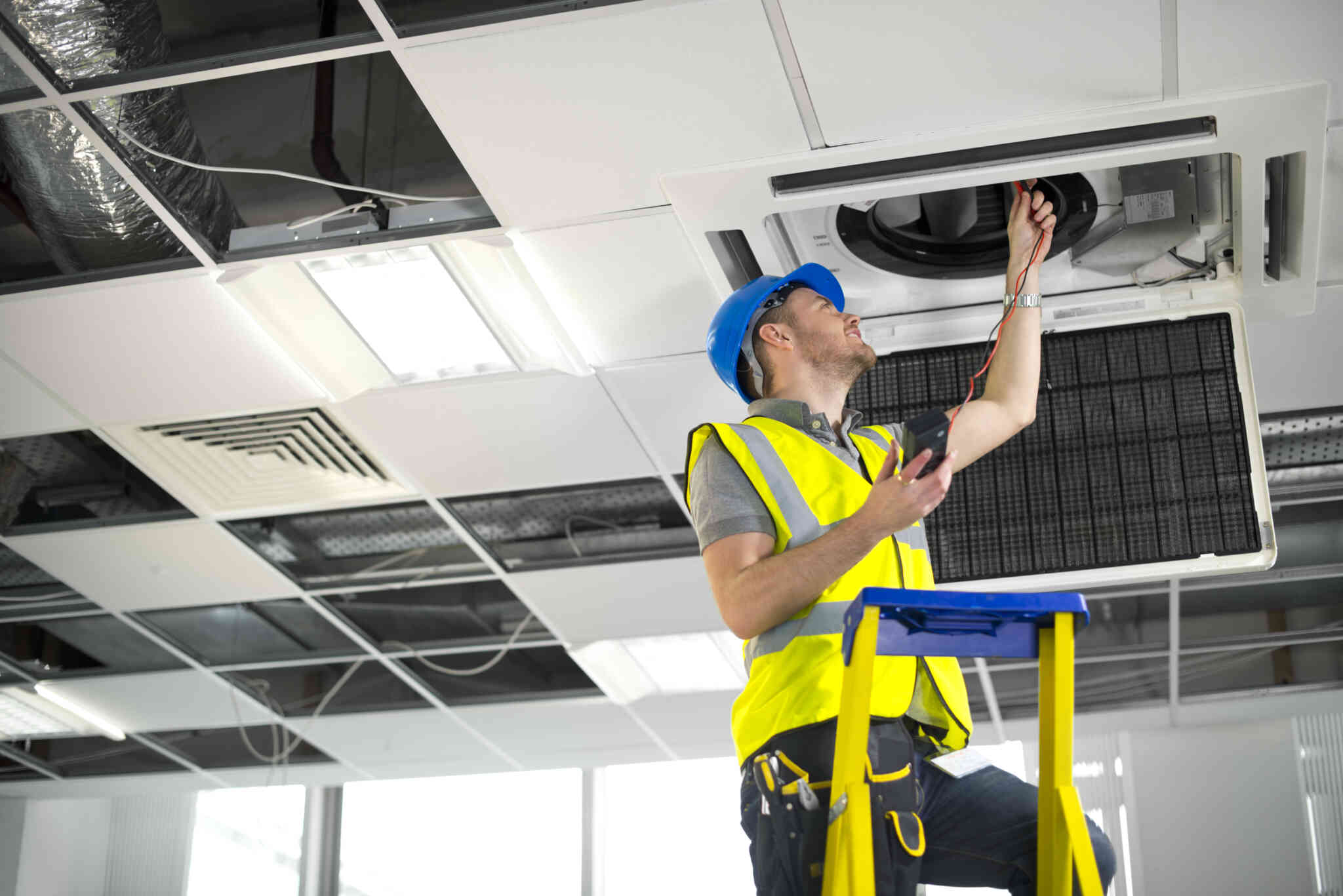 OSHA Guidelines for Electrician Uniforms | Ace Uniform Services, Inc.